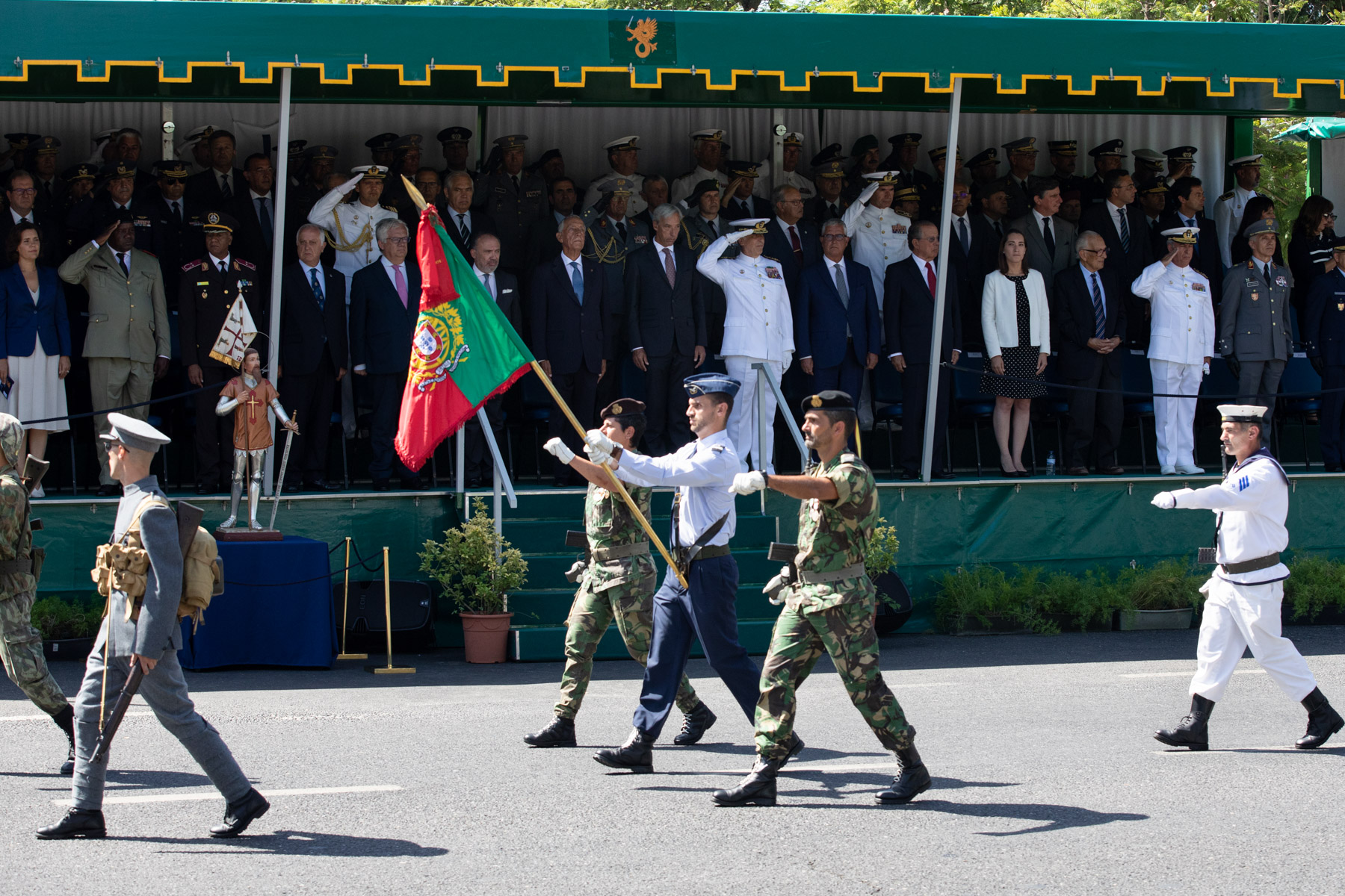 Presidente da República nas comemorações do Dia do EMGFA - Atualidade ...